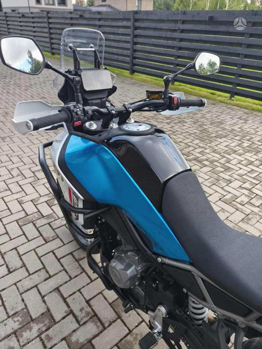 CFMOTO 450 MT 2025 in Vilnius, with an engine capacity of 0.45 L and mileage of 2 thousand km for 5800 €, photo 6 on AUTOMOTO.COM.LV