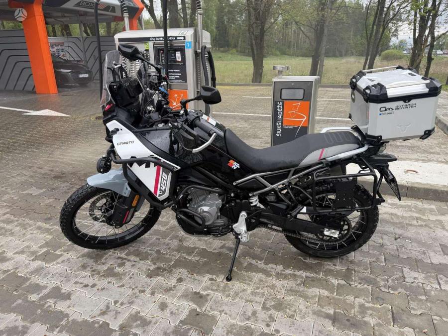 CFMOTO 450 MT 2025 in Vilnius, with an engine capacity of 0.45 L and mileage of 12 thousand km for 4300 €, photo 5 on AUTOMOTO.COM.LV