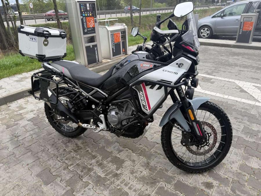CFMOTO 450 MT 2025 in Vilnius, with an engine capacity of 0.45 L and mileage of 12 thousand km for 4300 €, photo 6 on AUTOMOTO.COM.LV