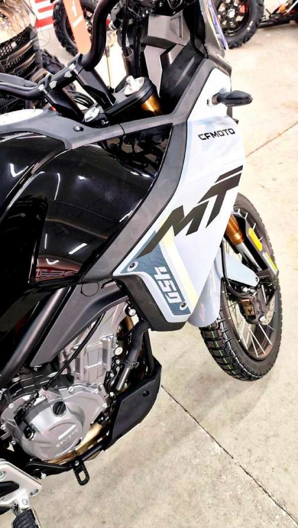 CFMOTO 450 MT 2026 in Taurage, with an engine capacity of 0.45 L and mileage of 1 thousand km for 6290 €, photo 5 on AUTOMOTO.COM.LV