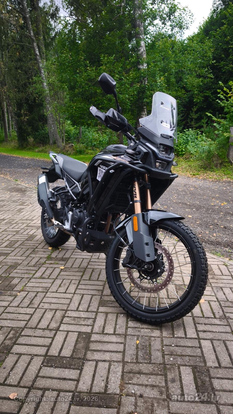CFMOTO 450 MT 2026 in Tallinn, with an engine capacity of 0.45 L and mileage of 2 thousand km for 5900 €, photo 3 on AUTOMOTO.COM.LV