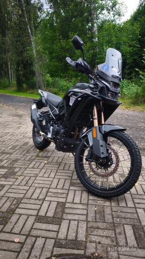 CFMOTO 450 MT 2026 in Tallinn, with an engine capacity of 0.45 L and mileage of 2 thousand km for 5900 €, photo 5 on AUTOMOTO.COM.LV