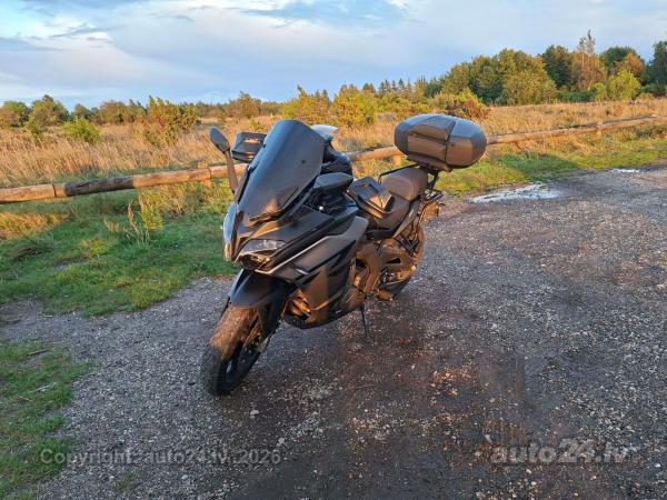 CFMOTO 650 GT 2023 Tallina vietnē Melns CFMOTO 650 GT 2023 Tallina, ar dzinēja tilpumu 0.65 L un nobraukumu 7 tūkst. km par 4800 €, foto 6 vietnē AUTOMOTO.COM.LV