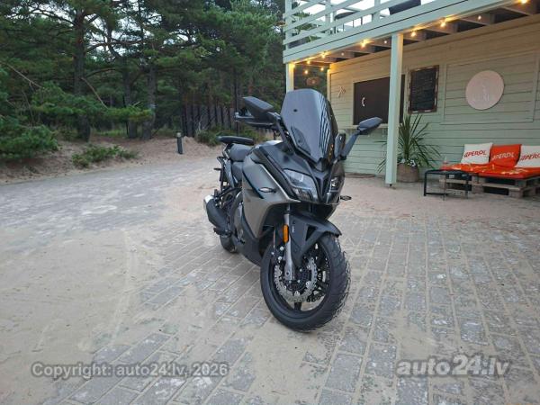 CFMOTO 650 GT 2023 Tallina vietnē Melns CFMOTO 650 GT 2023 Tallina, ar dzinēja tilpumu 0.65 L un nobraukumu 7 tūkst. km par 4800 €, foto 10 vietnē AUTOMOTO.COM.LV