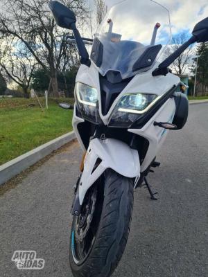 White CFMOTO 650 GT 2021 in Ukmerge, with an engine capacity of 0.65 L and mileage of 10 thousand km for 3500 €, photo 8 on AUTOMOTO.COM.LV