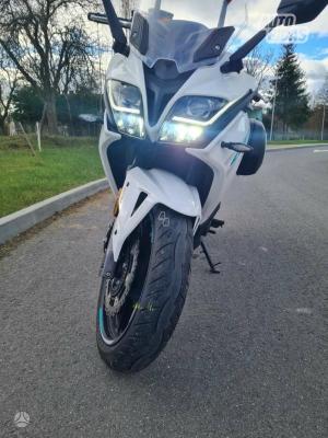 White CFMOTO 650 GT 2021 in Ukmerge, with an engine capacity of 0.65 L and mileage of 10 thousand km for 3500 €, photo 9 on AUTOMOTO.COM.LV