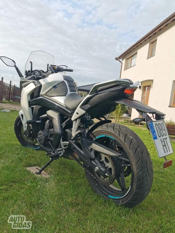 White CFMOTO 650 GT 2021 in Ukmerge, with an engine capacity of 0.65 L and mileage of 10 thousand km for 2500 €, photo 7 on AUTOMOTO.COM.LV