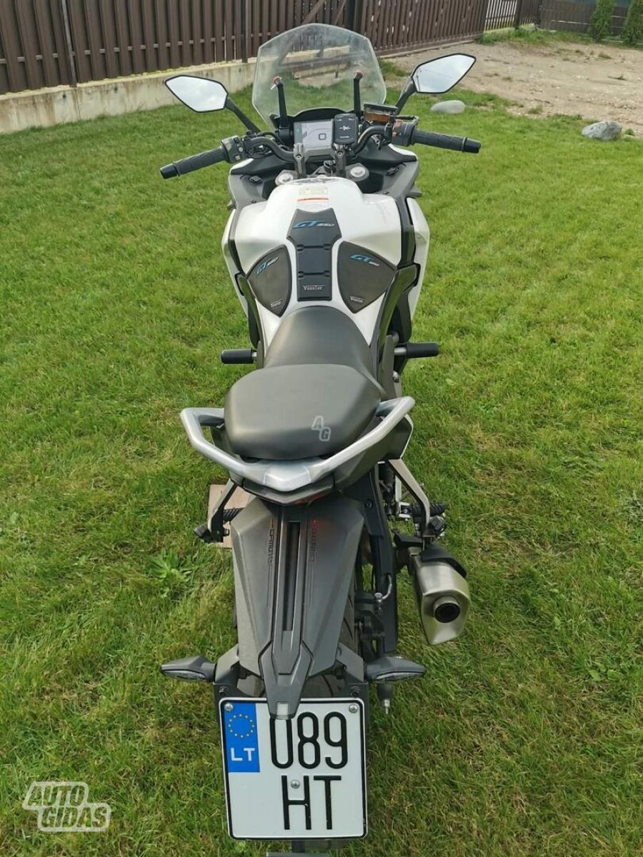 White CFMOTO 650 GT 2021 in Ukmerge, with an engine capacity of 0.65 L and mileage of 10 thousand km for 2500 €, photo 12 on AUTOMOTO.COM.LV
