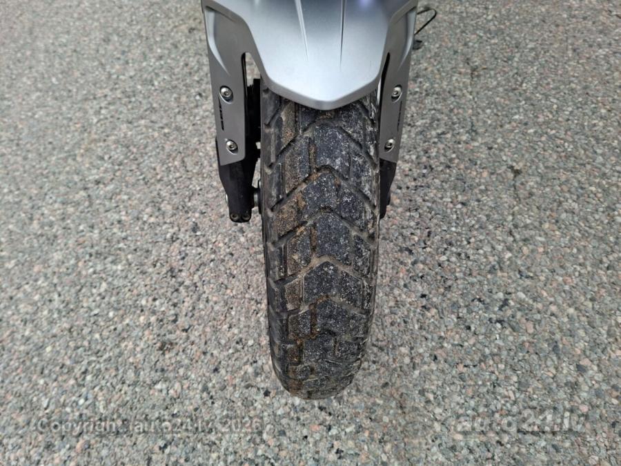 Black CFMOTO 650 MT 2019 in Tartu, with an engine capacity of 0.65 L and mileage of 15 thousand km for 3375 €, photo 13 on AUTOMOTO.COM.LV