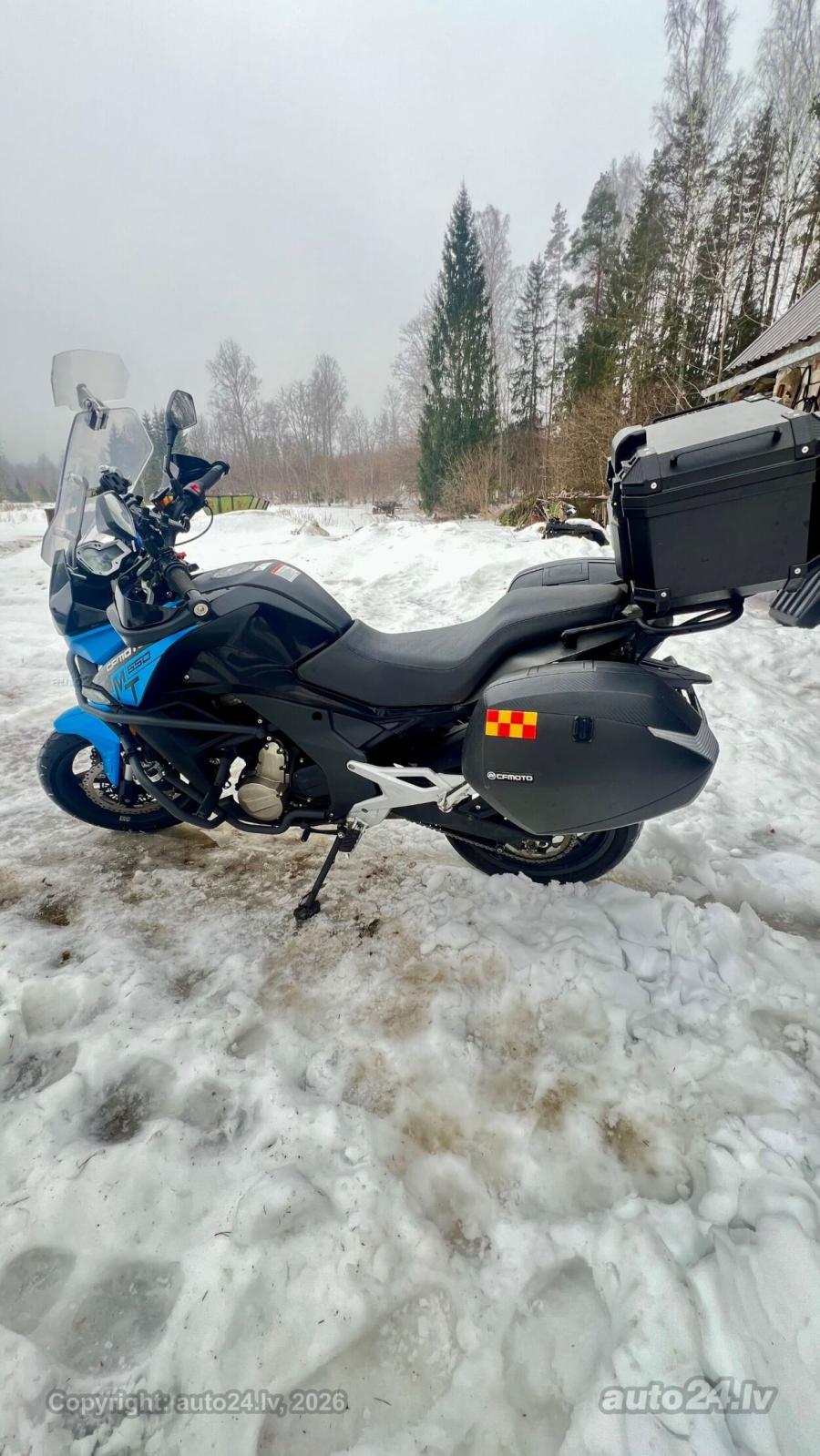 Zils CFMOTO 650 MT 2019 Jehvi, ar dzinēja tilpumu 0.65 L un nobraukumu 31 tūkst. km par 2800 €, foto 2 vietnē AUTOMOTO.COM.LV