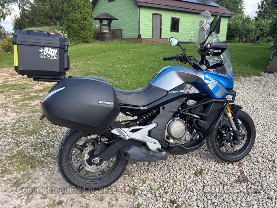 Blue CFMOTO 650 MT 2021 in Viljandi, with an engine capacity of 0.65 L and mileage of 25 thousand km for 3600 €, photo 5 on AUTOMOTO.COM.LV