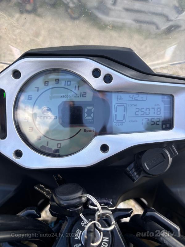 Blue CFMOTO 650 MT 2021 in Viljandi, with an engine capacity of 0.65 L and mileage of 25 thousand km for 3600 €, photo 9 on AUTOMOTO.COM.LV