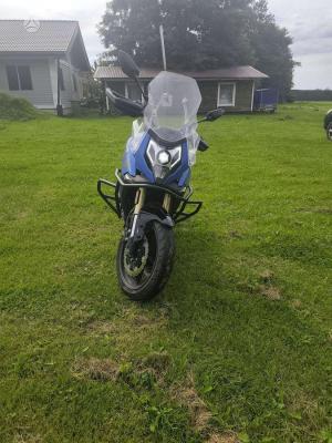 Blue CFMOTO 650 MT 2022 in Palanga, with an engine capacity of 0.65 L and mileage of 6 thousand km for 4600 €, photo 4 on AUTOMOTO.COM.LV