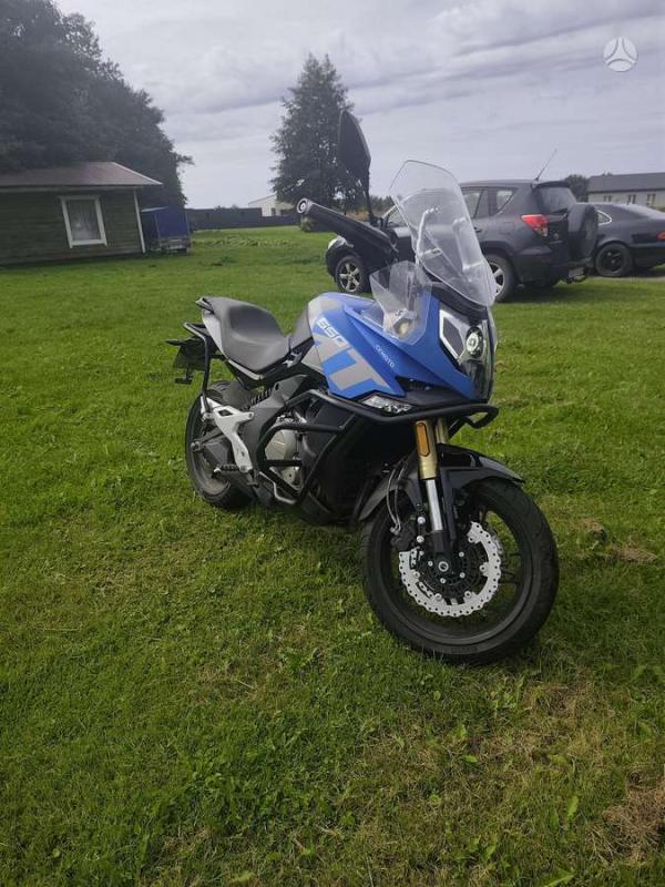 Blue CFMOTO 650 MT 2022 in Palanga, with an engine capacity of 0.65 L and mileage of 6 thousand km for 4600 €, photo 5 on AUTOMOTO.COM.LV