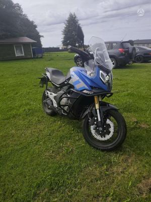 Blue CFMOTO 650 MT 2022 in Palanga, with an engine capacity of 0.65 L and mileage of 6 thousand km for 4600 €, photo 5 on AUTOMOTO.COM.LV