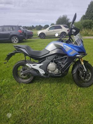 Blue CFMOTO 650 MT 2022 in Palanga, with an engine capacity of 0.65 L and mileage of 6 thousand km for 4600 €, photo 6 on AUTOMOTO.COM.LV