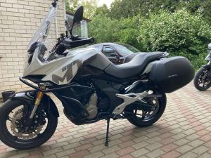 CFMOTO 650 MT 2022 Viļņa, ar dzinēja tilpumu 0.65 L un nobraukumu 22 tūkst. km par 3950 €, foto 3 vietnē AUTOMOTO.COM.LV