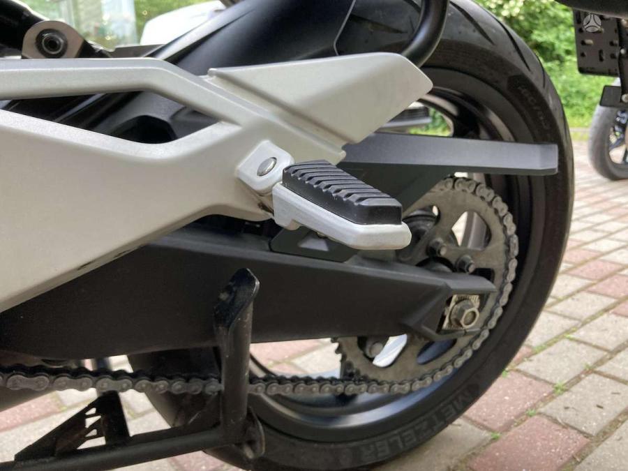 CFMOTO 650 MT 2022 Viļņa, ar dzinēja tilpumu 0.65 L un nobraukumu 22 tūkst. km par 3950 €, foto 6 vietnē AUTOMOTO.COM.LV