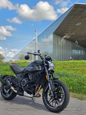 Melns CFMOTO 700 CL-X 2025 Tallina, ar dzinēja tilpumu 0.69 L un nobraukumu 2 tūkst. km par 4900 €, foto  vietnē AUTOMOTO.COM.LV