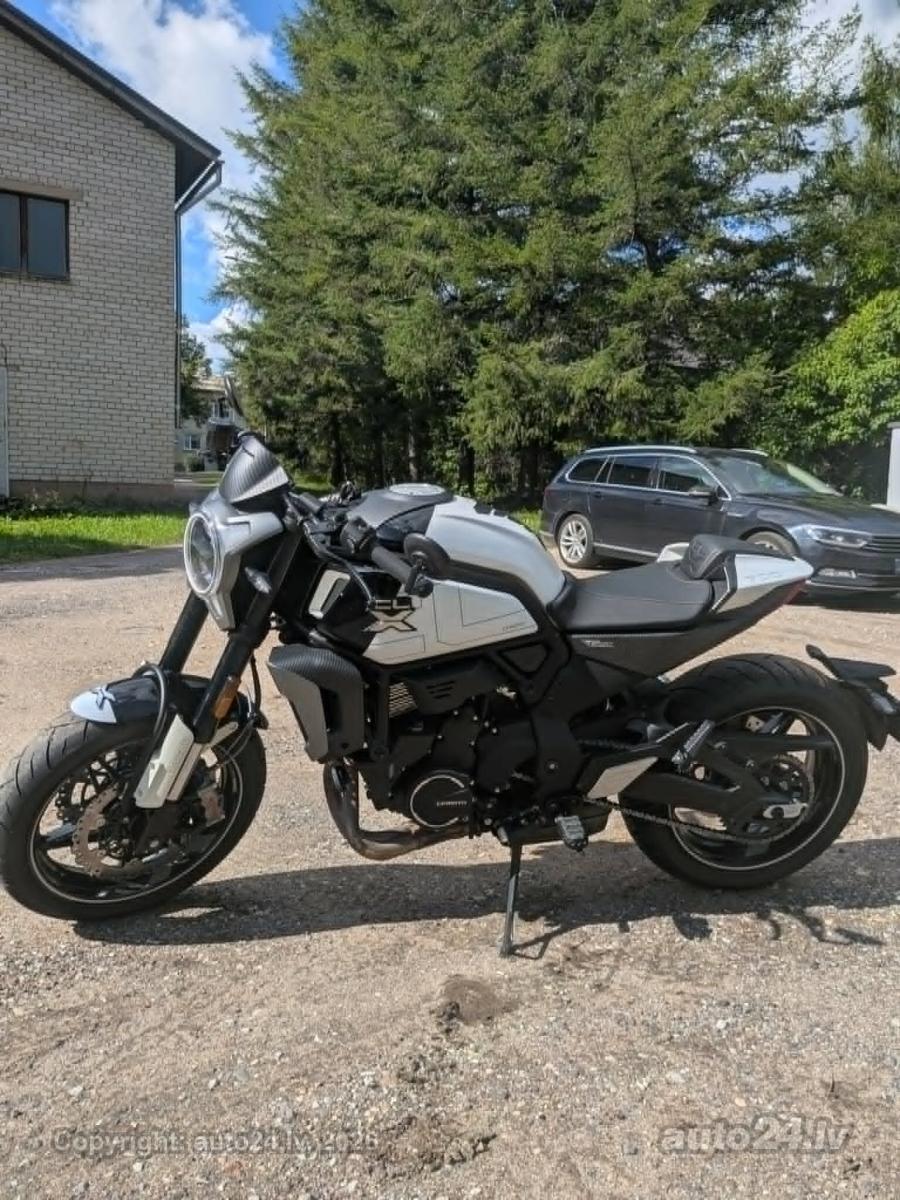 Black CFMOTO 700 CL-X 2025 in Tallinn, with an engine capacity of 0.69 L and mileage of 1 thousand km for 4990 €, photo 1 on AUTOMOTO.COM.LV