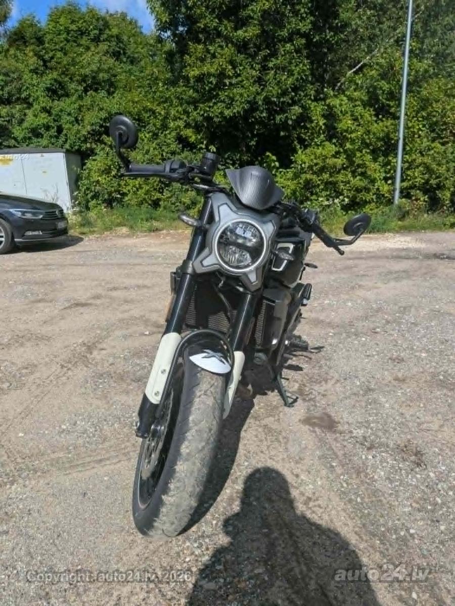 Black CFMOTO 700 CL-X 2025 in Tallinn, with an engine capacity of 0.69 L and mileage of 1 thousand km for 4990 €, photo 5 on AUTOMOTO.COM.LV