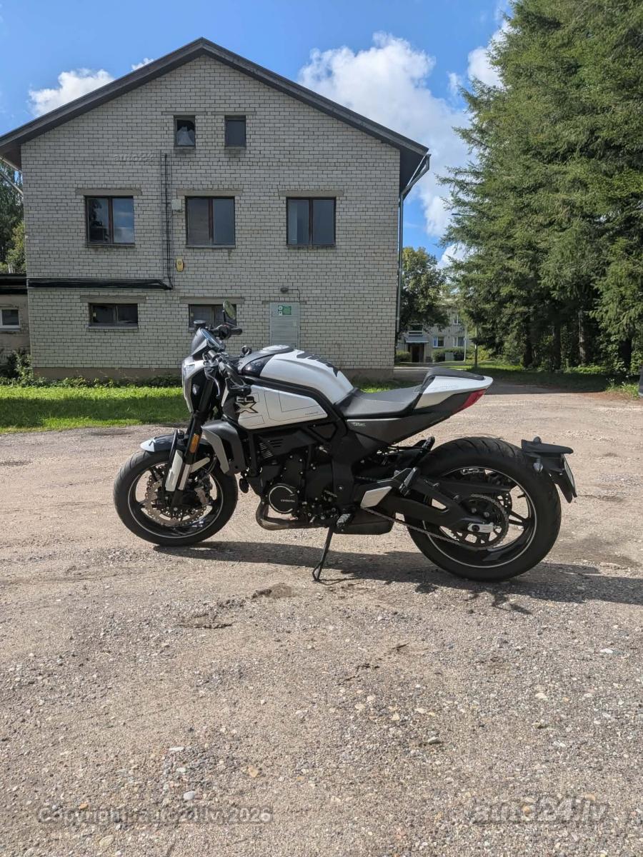 Black CFMOTO 700 CL-X 2025 in Tallinn, with an engine capacity of 0.69 L and mileage of 1 thousand km for 4990 €, photo 8 on AUTOMOTO.COM.LV