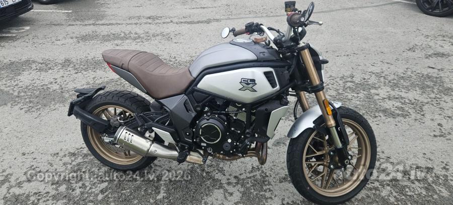 Grey CFMOTO 700 CL-X 2022 in Tallinn, with an engine capacity of 0.69 L and mileage of 2 thousand km for 3900 €, photo 5 on AUTOMOTO.COM.LV