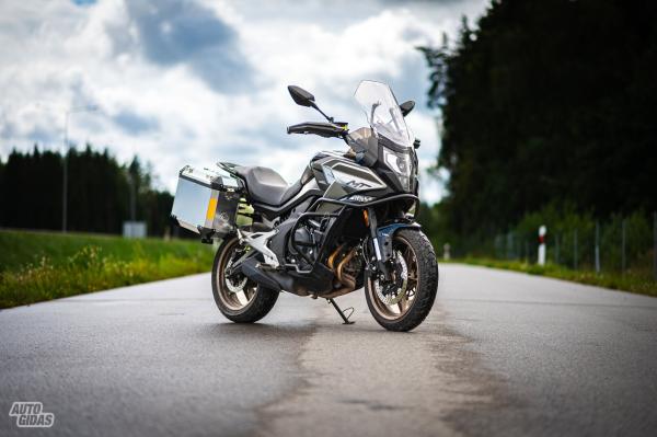 Melns CFMOTO 700 MT 2023 Viļņa, ar dzinēja tilpumu 0.70 L un nobraukumu 14 tūkst. km par 5200 €, foto 7 vietnē AUTOMOTO.COM.LV