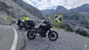 Melns CFMOTO 700 MT 2025 Kuršėnai, ar dzinēja tilpumu 0.00 L un nobraukumu 7 tūkst. km par 5700 €, foto 1 vietnē AUTOMOTO.COM.LV