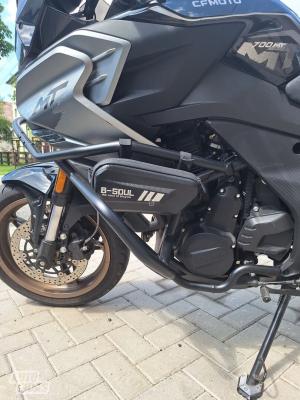 Black CFMOTO 700 MT 2025 in Kaunas, with an engine capacity of 0.70 L and mileage of 3 thousand km for 4500 €, photo 6 on AUTOMOTO.COM.LV