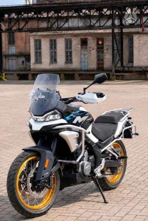 CFMOTO 700 MT 2026 Kretinga, ar dzinēja tilpumu 0.69 L un nobraukumu 1 tūkst. km par 5800 €, foto 1 vietnē AUTOMOTO.COM.LV