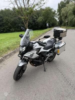 Balts CFMOTO 700 MT 2024 Kauņa, ar dzinēja tilpumu 0.70 L un nobraukumu 9 tūkst. km par 4800 €, foto  vietnē AUTOMOTO.COM.LV