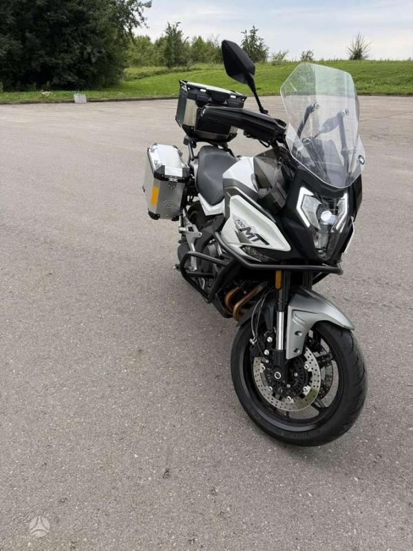Белый CFMOTO 700 MT 2024 в Каунас, объемом двигателя 0.70 л и пробегом 9 тыс. км за 4800 €, фото 2 на AUTOMOTO.COM.LV