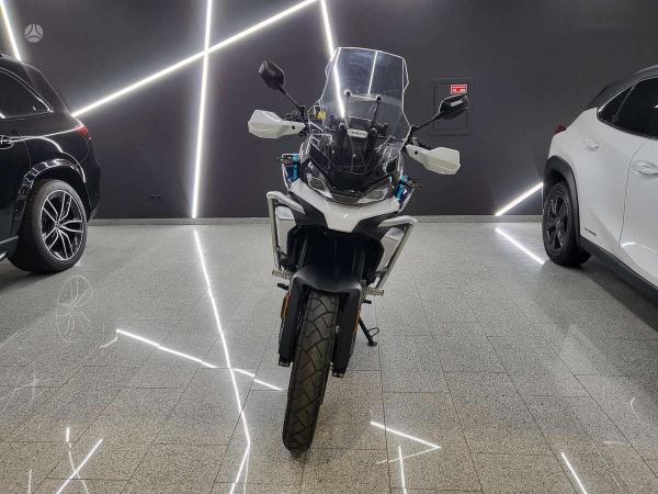 Balts CFMOTO 700 MT 2026 Šauļi, ar dzinēja tilpumu 0.69 L un nobraukumu 1 tūkst. km par 5450 €, foto 4 vietnē AUTOMOTO.COM.LV