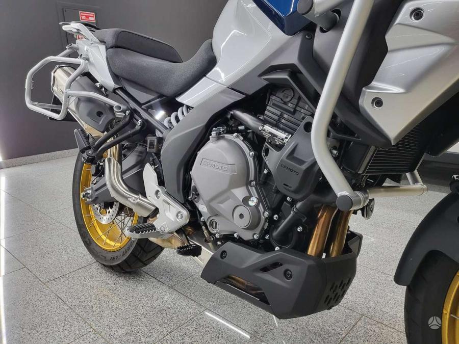 White CFMOTO 700 MT 2026 in Siauliai, with an engine capacity of 0.69 L and mileage of 1 thousand km for 5450 €, photo 10 on AUTOMOTO.COM.LV