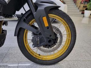 White CFMOTO 700 MT 2026 in Siauliai, with an engine capacity of 0.69 L and mileage of 1 thousand km for 5450 €, photo 11 on AUTOMOTO.COM.LV