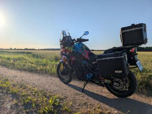 CFMOTO 800 Explore 2025 Kauņa, ar dzinēja tilpumu 0.80 L un nobraukumu 3 tūkst. km par 10000 €, foto 4 vietnē AUTOMOTO.COM.LV