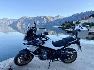 Balts CFMOTO 800 Explore 2024 Viļņa, ar dzinēja tilpumu 0.80 L un nobraukumu 10 tūkst. km par 7500 €, foto  vietnē AUTOMOTO.COM.LV