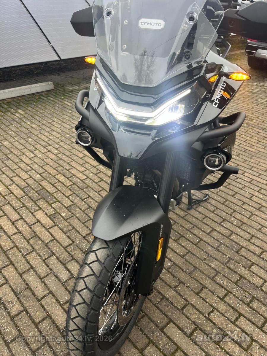 Black CFMOTO 800 MT 2024 in Tallinn, with an engine capacity of 0.80 L and mileage of 831 thousand km for 11000 €, photo 9 on AUTOMOTO.COM.LV
