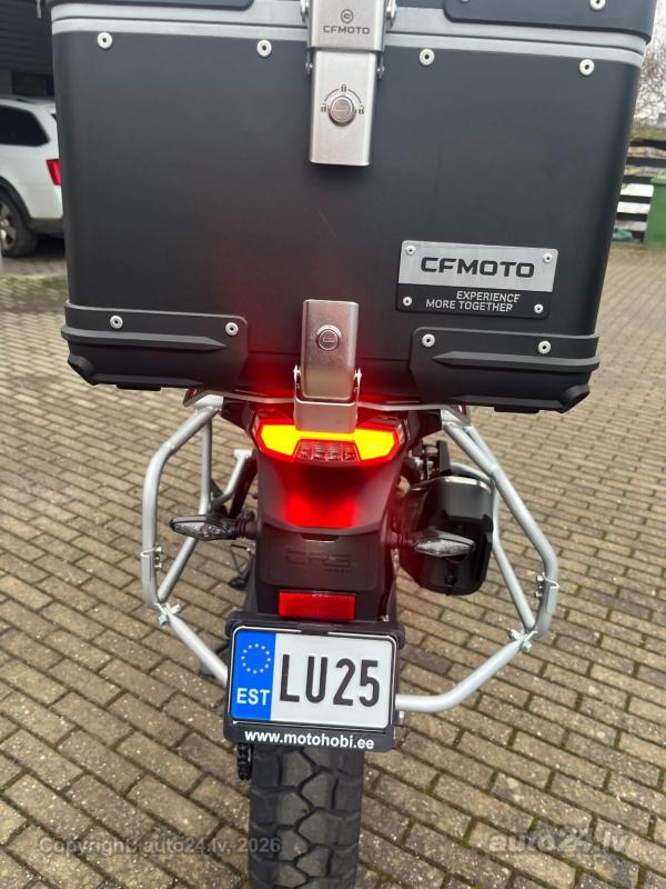 Black CFMOTO 800 MT 2024 in Tallinn, with an engine capacity of 0.80 L and mileage of 831 thousand km for 11000 €, photo 10 on AUTOMOTO.COM.LV