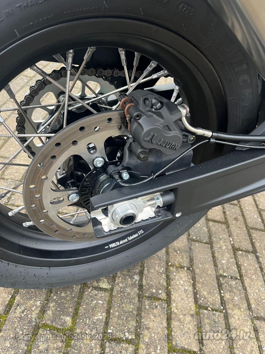 Black CFMOTO 800 MT 2024 in Tallinn, with an engine capacity of 0.80 L and mileage of 831 thousand km for 11000 €, photo 19 on AUTOMOTO.COM.LV