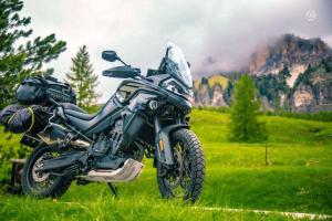 Черный CFMOTO 800 MT 2025 в Вильнюс, объемом двигателя 0.80 л и пробегом 0 тыс. км за 10990 €, фото 4 на AUTOMOTO.COM.LV