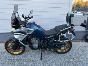 Синий CFMOTO 800 MT 2022 в Таллин, объемом двигателя 0.80 л и пробегом 5 тыс. км за 8290 €, фото 6 на AUTOMOTO.COM.LV