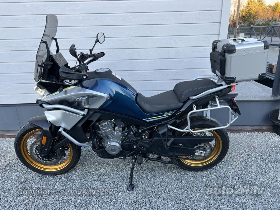 Синий CFMOTO 800 MT 2022 в Таллин, объемом двигателя 0.80 л и пробегом 5 тыс. км за 8290 €, фото 6 на AUTOMOTO.COM.LV