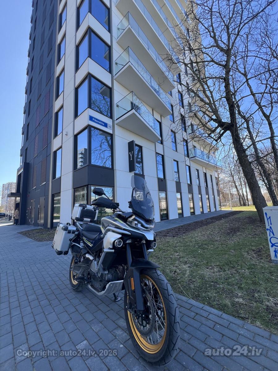 Синий CFMOTO 800 MT 2022 в Таллин, объемом двигателя 0.80 л и пробегом 5 тыс. км за 8290 €, фото 12 на AUTOMOTO.COM.LV