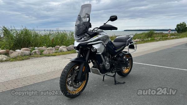 Синий CFMOTO 800 MT 2024 в Таллин, объемом двигателя 0.80 л и пробегом 9 тыс. км за 7500 €, фото 1 на AUTOMOTO.COM.LV