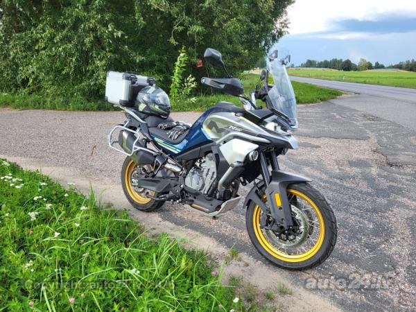 CFMOTO 800 MT 2023 in Viljandi, with an engine capacity of 0.80 L and mileage of 5 thousand km for 6900 €, photo 4 on AUTOMOTO.COM.LV