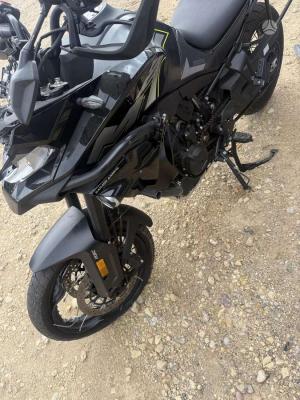 CFMOTO 800 MT 2025 Tauragė, ar dzinēja tilpumu 0.80 L un nobraukumu 5 tūkst. km par 3300 €, foto 6 vietnē AUTOMOTO.COM.LV