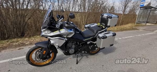 CFMOTO 800 MT 2026 Tallina, ar dzinēja tilpumu 0.80 L un nobraukumu 105 tūkst. km par 10500 €, foto 3 vietnē AUTOMOTO.COM.LV