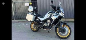 Balts CFMOTO 800 MT 2024 Kauņa, ar dzinēja tilpumu 0.80 L un nobraukumu 23 tūkst. km par 8400 €, foto 4 vietnē AUTOMOTO.COM.LV